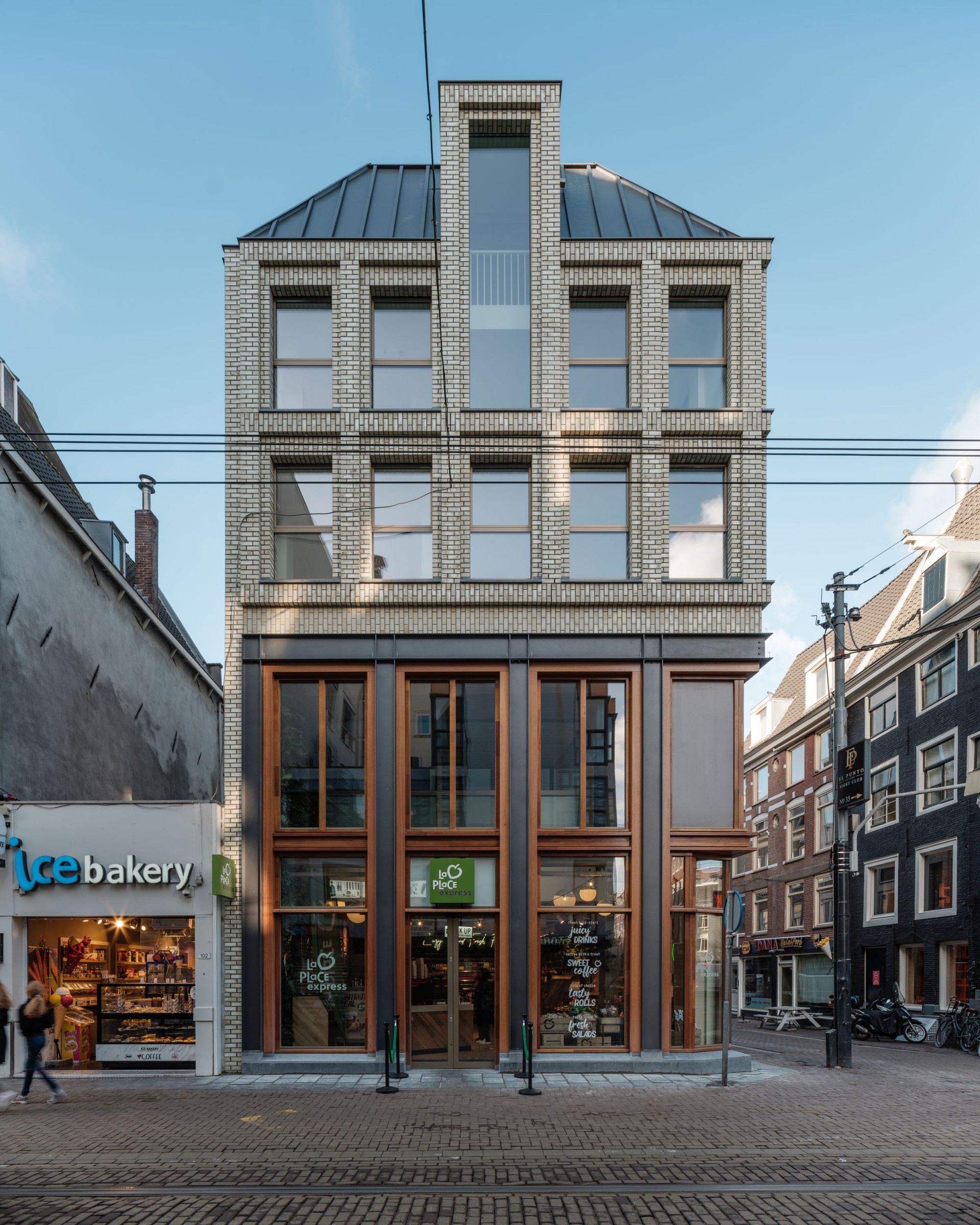 Leidsestraat 100 - Ernst van Raaphorst