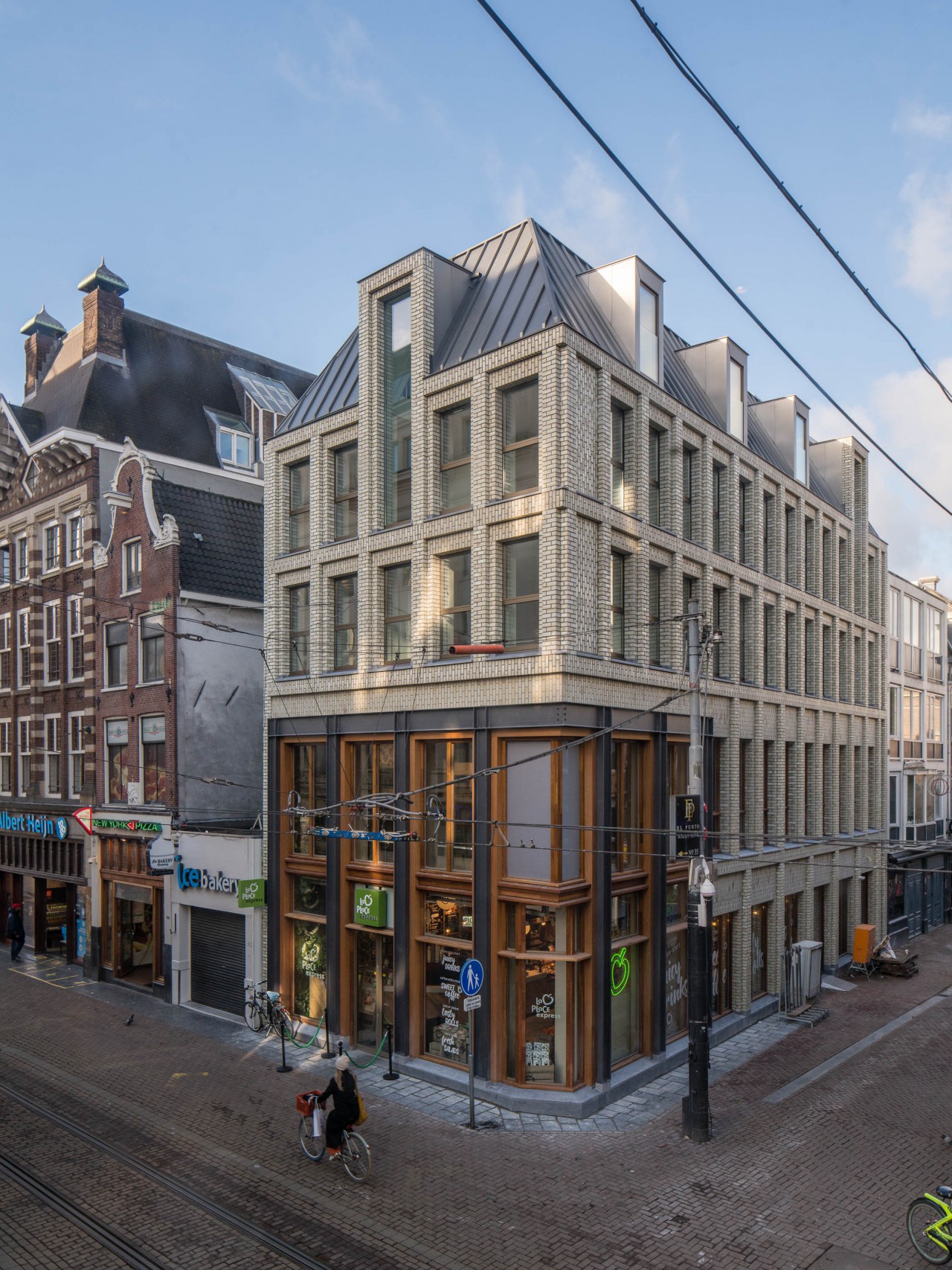 Leidsestraat 100 - Ernst van Raaphorst