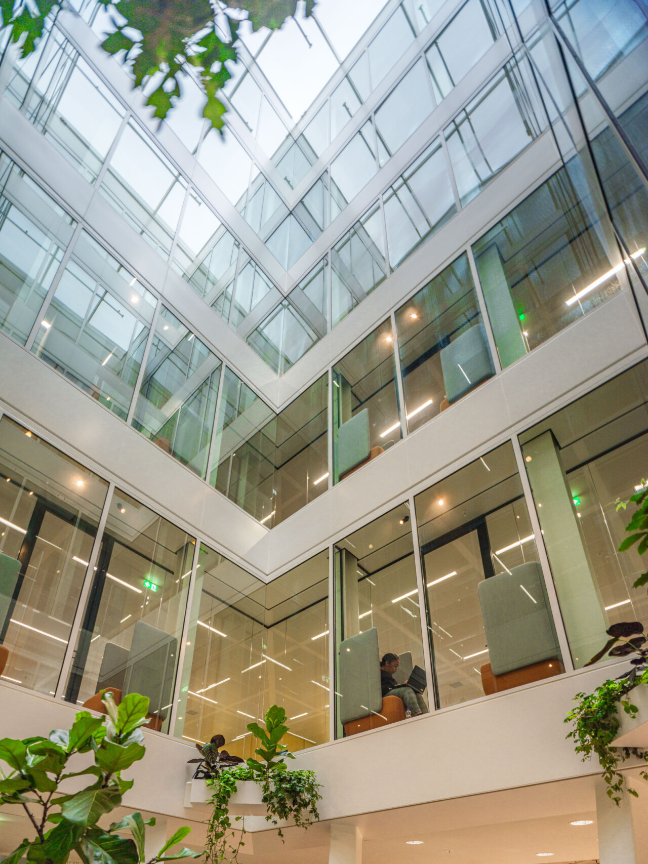 EDGE Amsterdam West - Ernst van Raaphorst