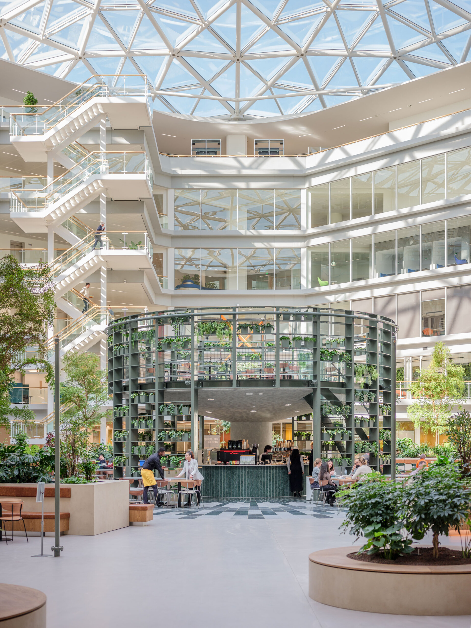 EDGE Amsterdam West - Ernst van Raaphorst