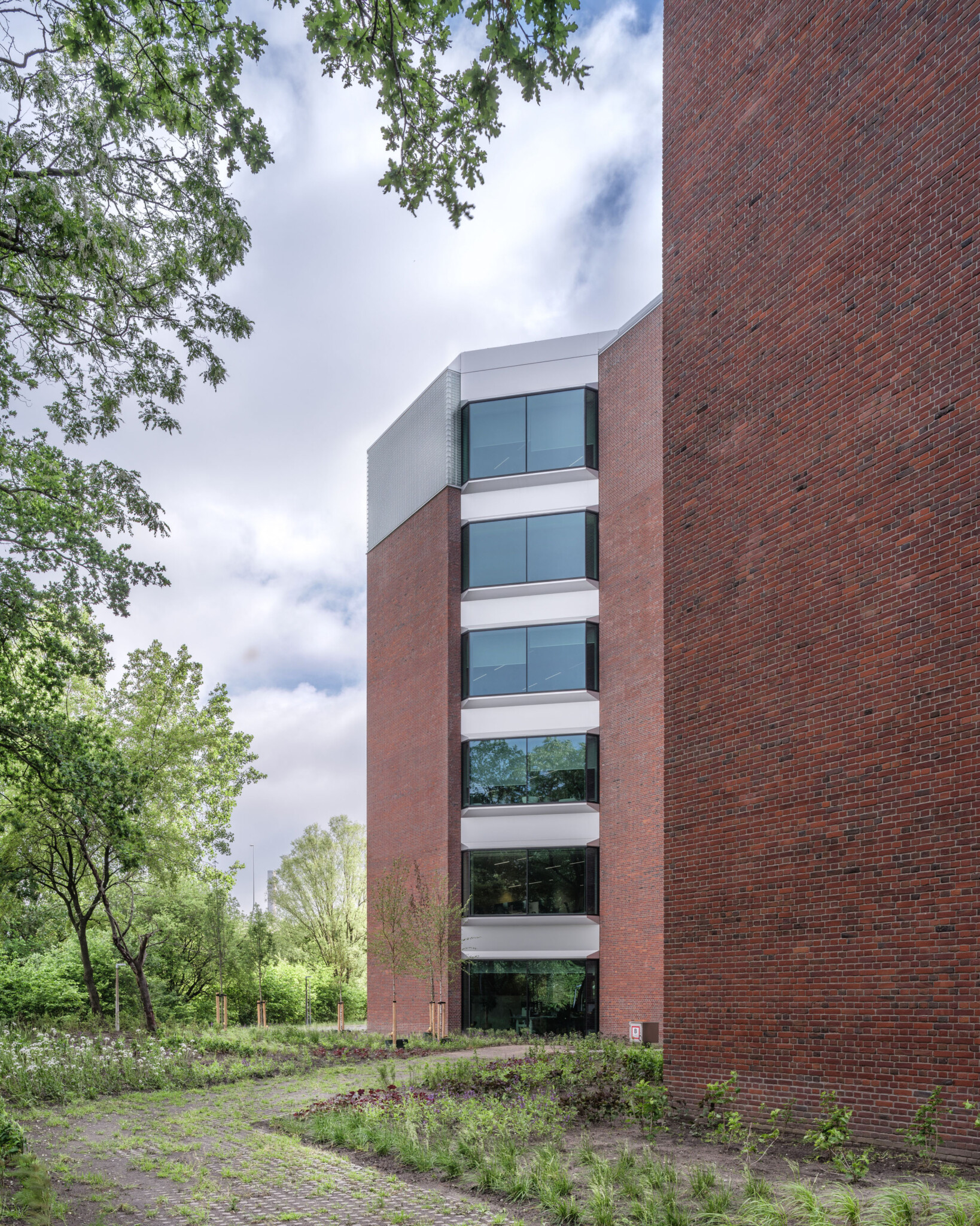 EDGE Amsterdam West - Ernst van Raaphorst